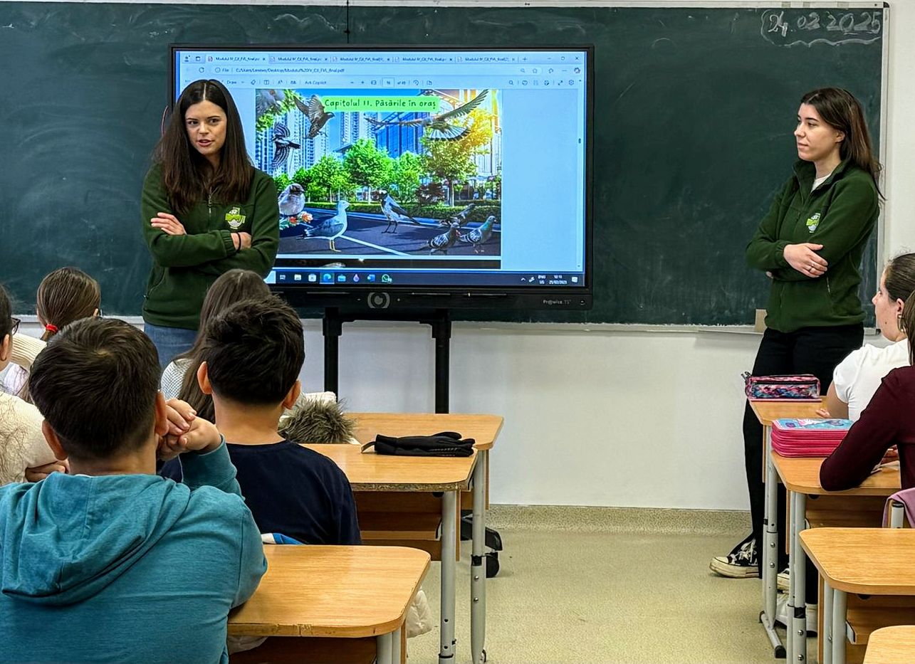 Elevii din județul Ilfov vor avea în programa școlară „Ora cu și pentru ...